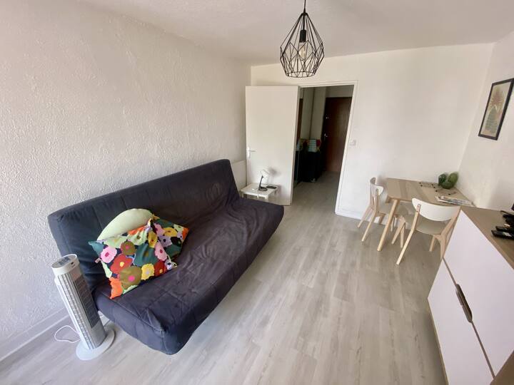 Appartement Cosy à Mauguio Avec Balcon Privé - Carnon