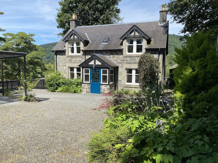 Dunolly Cottage - Kenmore