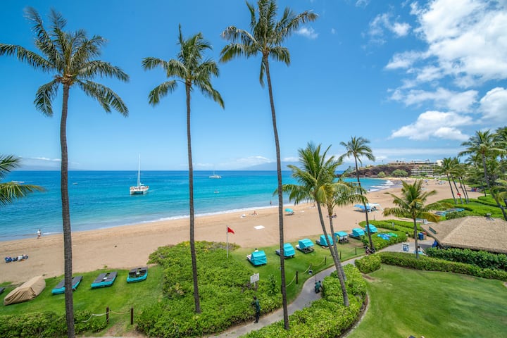 Premium Partial Ocean View 1 King Bed - Maui, HI