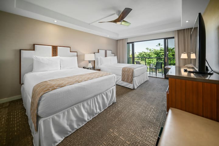 Premium Partial Ocean View 2 Queen Beds - Lahaina