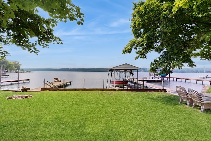 3br Home Plus Extra Space, Large Deck & Dock - Dundee, NY