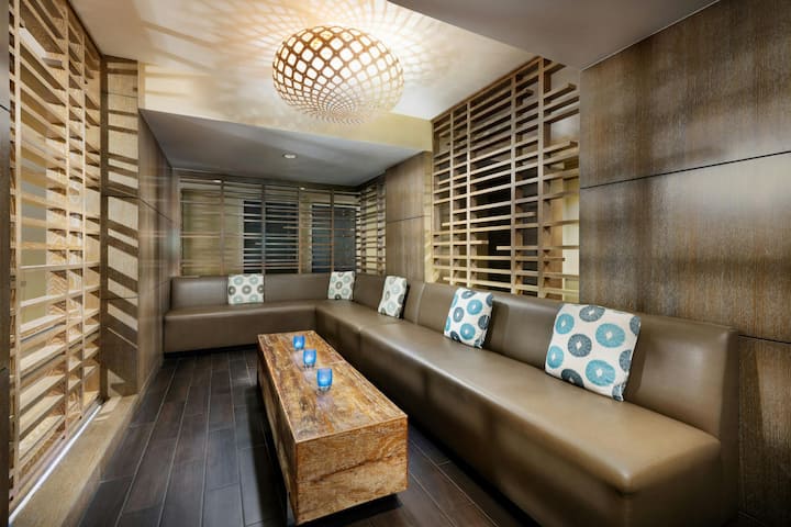 Swing By Graze For A Morning Pick-me-up - Calabasas, CA