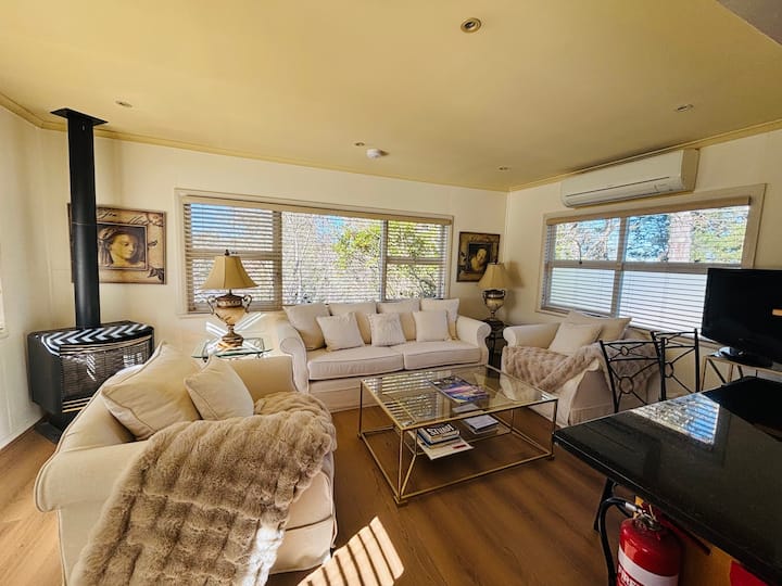 Leura's Magical Manderley - 1 Bedroom Unit - Katoomba