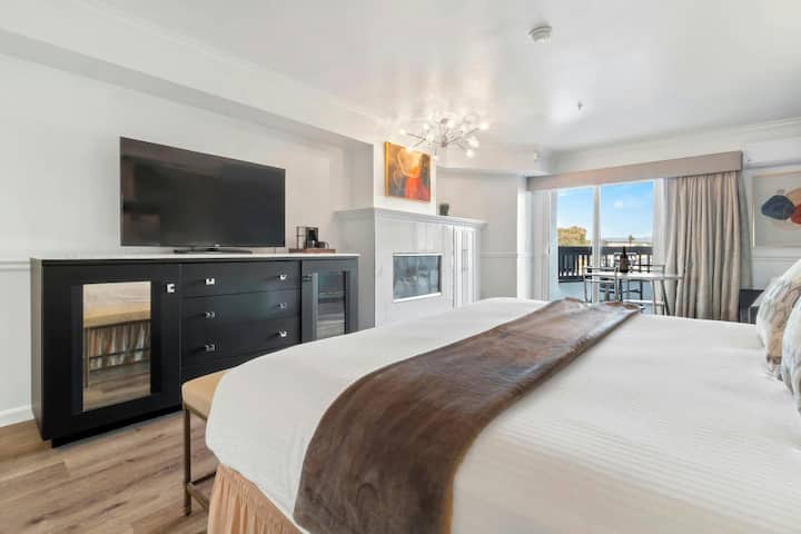 Ask About The Wine Menu At The Front Desk - Morro Bay, CA