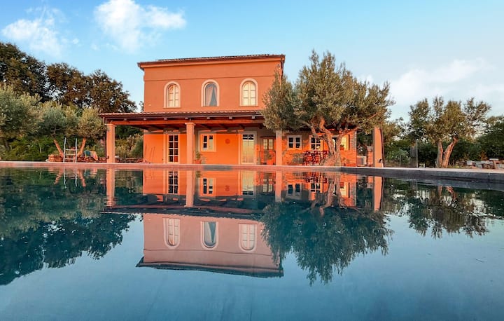 4 Bedroom Gorgeous Home In Satriano - Soverato