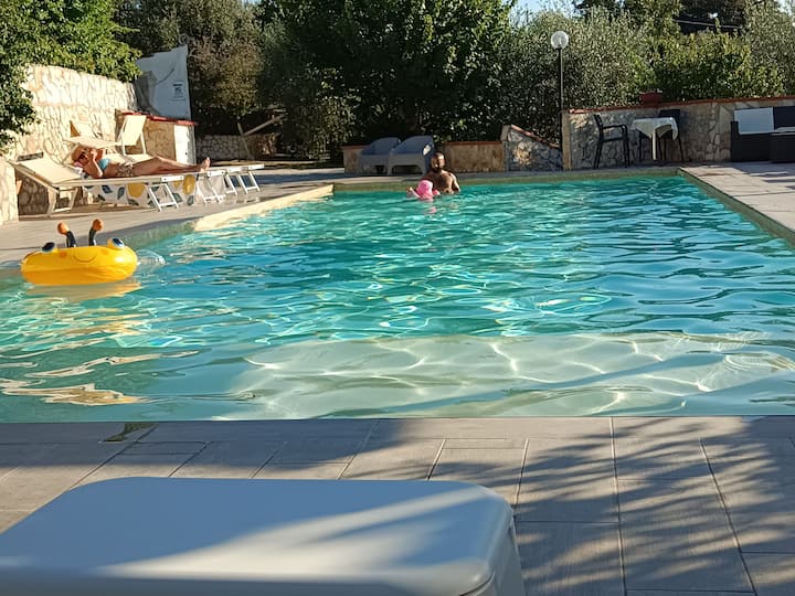 Drei Zimmer Wohnung Im Erdgeschoss - Rodi Garganico