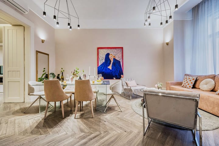 Luxe 3br+3ba • Steps To New York Café & Basilica - Budapest