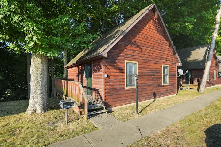 Cabins In Hocking - Retreat Cabin 5 - Logan, OH
