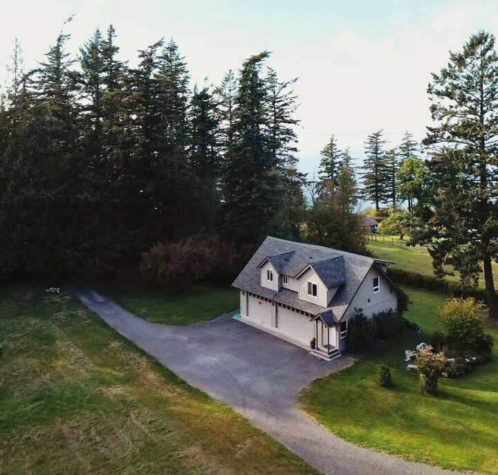 Private Apartment-sea Views - San Juan Islands, WA