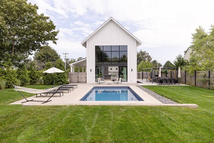 Modern New Home By Golf Course - Tiverton, RI