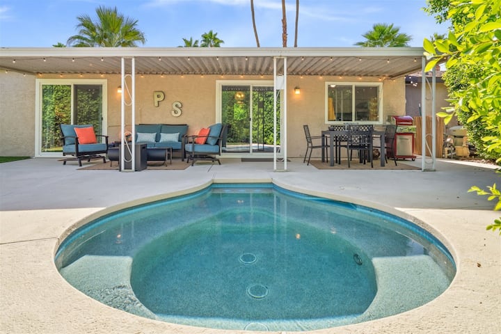 The Blue Door Bungalow - Your Private Palm Springs - Cathedral City, CA