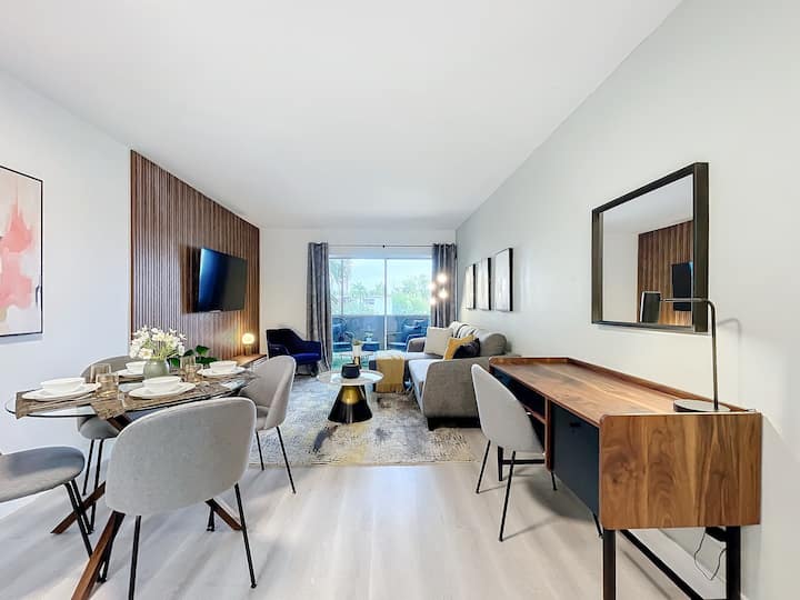 Modern & Cozy Living 2br With Pool - Fort Lauderdale