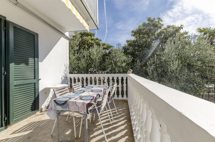 Appartement Vinko (27131-a1) - Brodarica