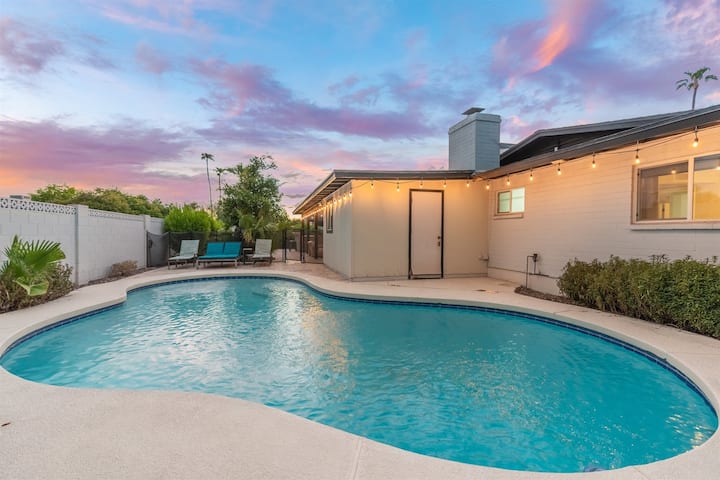 Sparkling Pool | 4 Bedroom | Grill |Great Location - メサ, AZ
