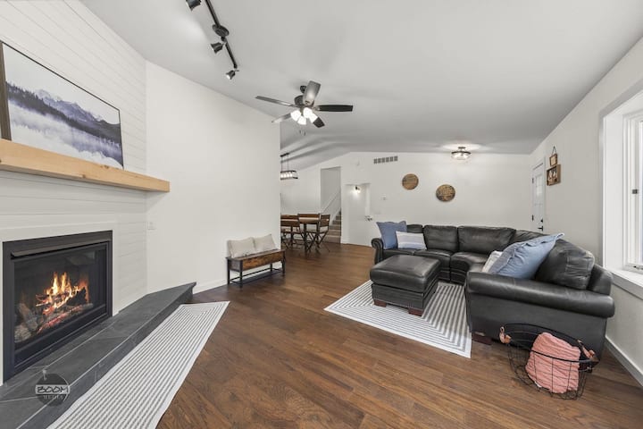 Luxurious Master W/aurora Views Near Hatcher Pass! - Wasilla, AK