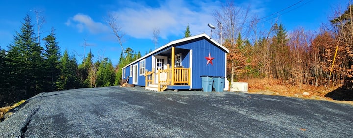 Black Bear Cabin*snowmobile Access*wildlife - Greenville, ME