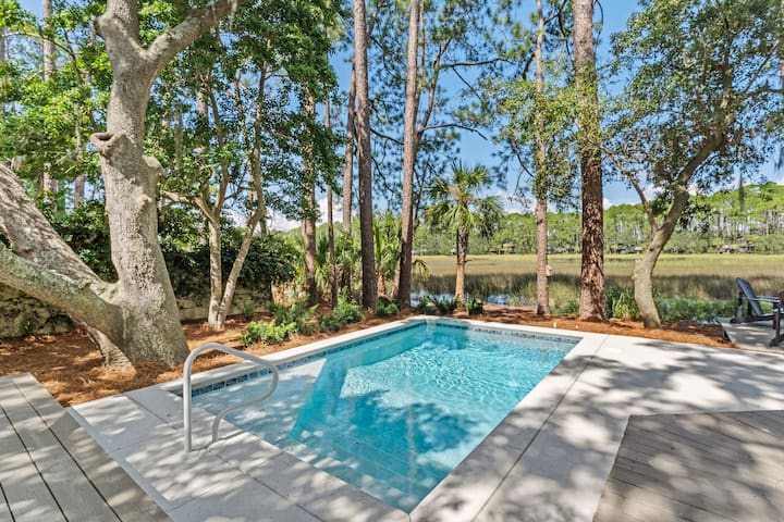 Pet Friendly ~ Private Pool W/ Free Pool Heat - Hilton Head Island, SC