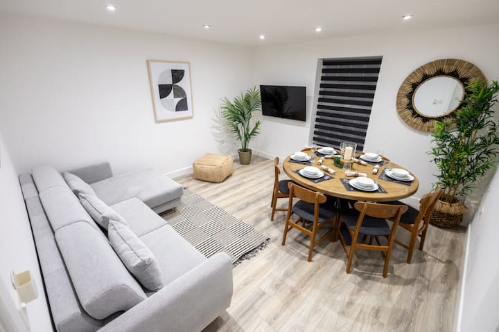 Brand New 2br Flat In Watford Central - Watford