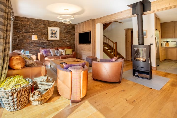 Chalet Méribel Avec Jacuzzi Extérieur Et Sauna - Les Menuires