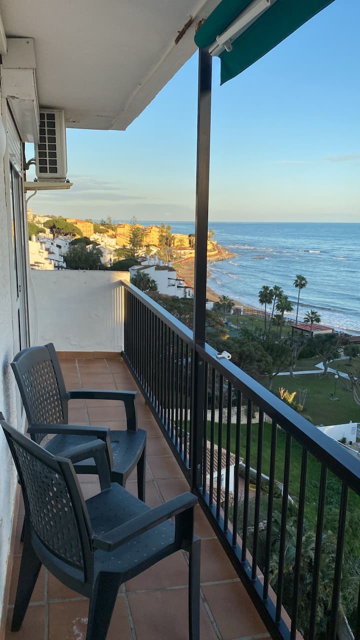Casa Mily • 3br • Beach Front • Pool • Best Views - Calahonda