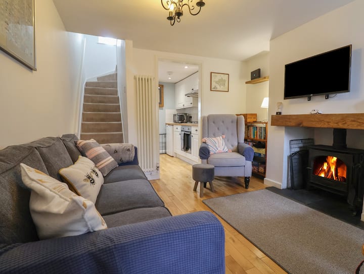 Old Ropemakers Cottage - Burton Bradstock