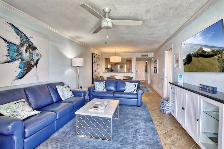 Land's End 3-403 /Top Floor/bay Views / Large Pool - Treasure Island, FL