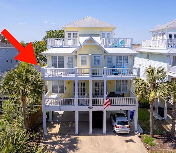4 Bedroom With Elevator, Dog Friendly! - Carolina Beach, NC
