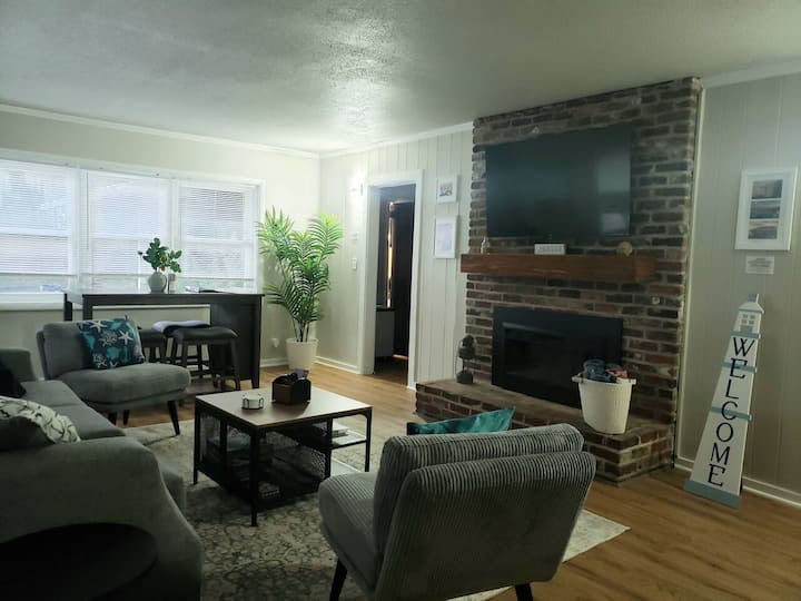 Golden Isles Getaway-pets Welcome - Jekyll Island, GA