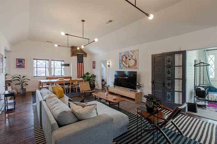 Ivy House | Crossroads | 2nd & 3rd Floors - Kansas City