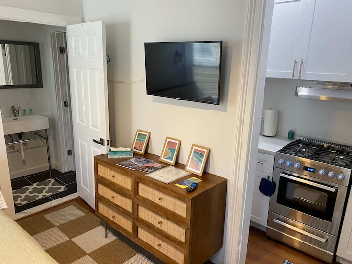 Newly Renovated Beach Apartment 5 W/ Private Entry - Oakhurst, NJ