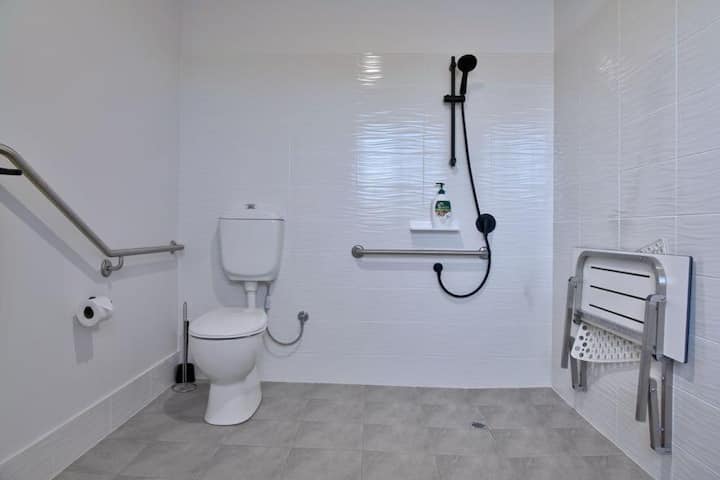 Disability Accessible, Large Family Home - Kalbarri