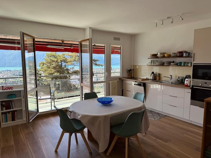 Logement Lumineux De 50m2. Magnifique Vue Lac - Aix-les-Bains