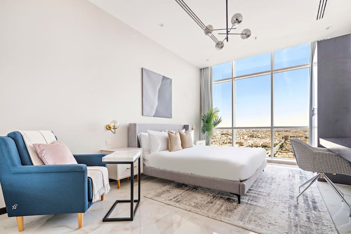 Calm Studio | High Floor | Near Kafd - Riyadh