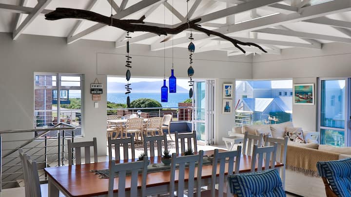164@beach Road Seaside Luxury | Families & Friends - Kleinmond
