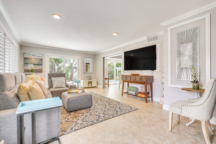Sun-soaked Pompano Beach Home W/ Private Pool! - Deerfield Beach, FL