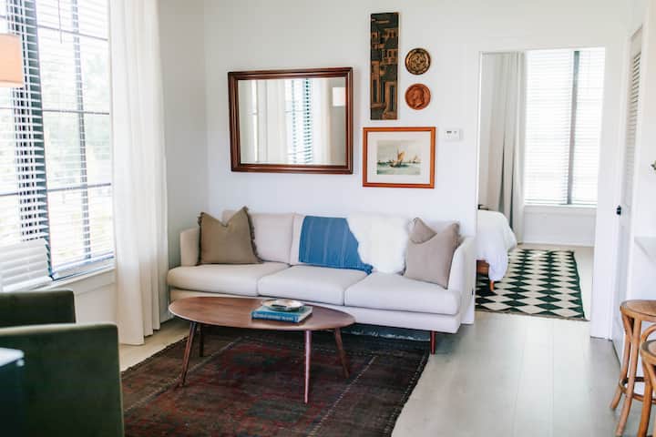 Chic 1br Home Base By Mhm Luxury Properties - Athens, GA