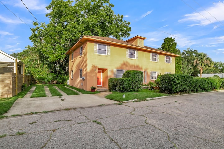 Charming Downtown Charleston, Near Hampton Park - Charleston, SC