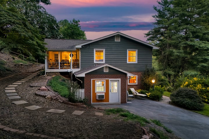 Asheville Sunset | 10min To Asheville + Ping Pong - Asheville, NC