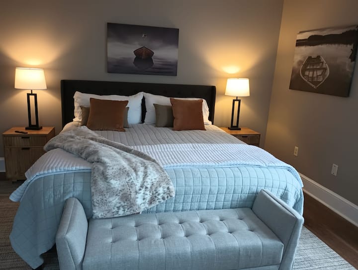 The Capitol Inn Jacksonville Room - King Bed - Tallahassee, FL