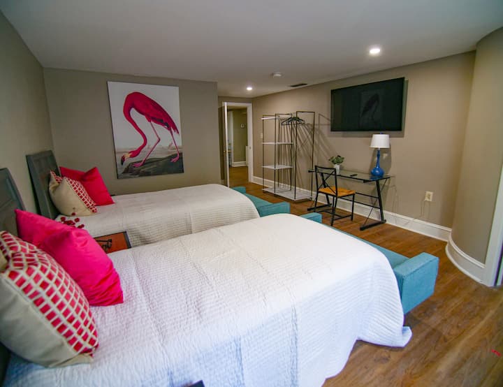 The Capitol Inn - Orlando Room - 2 Twin Beds - Tallahassee, FL
