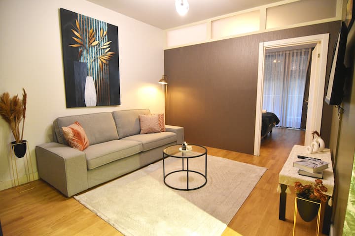 Spacious 2bdr Great Location To Taksim Pool/gym - Istanbul