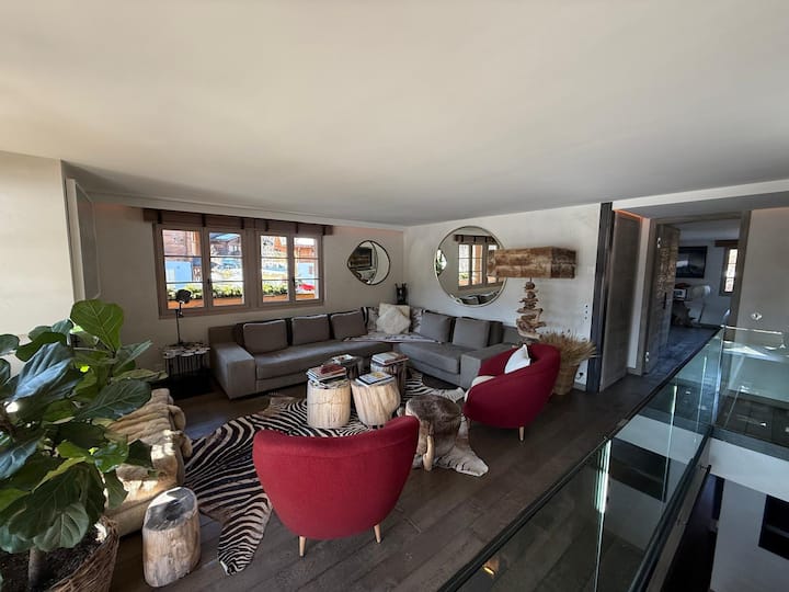 Warm And Spacious Chalet Surrounded By Greenery - Gstaad