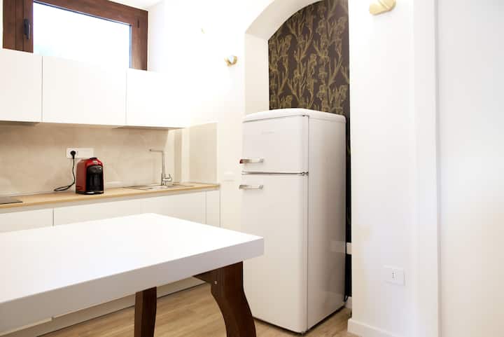 Luxury Suite - [5 Min Piazza Yenne] - Cagliari