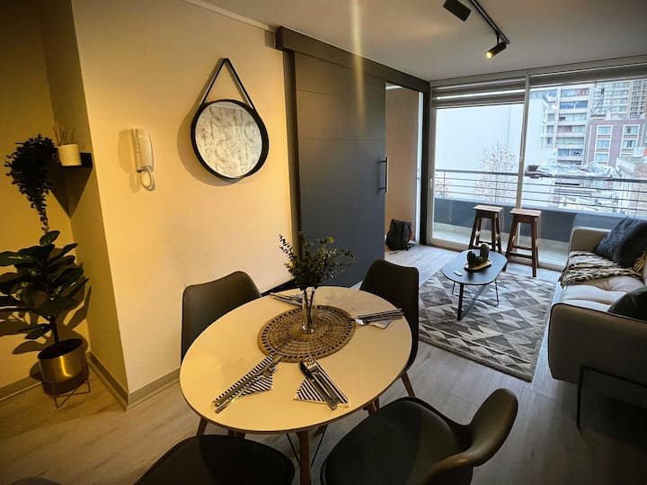 Hom | Hospitalclínicouc, Wifi, Metrosantalucia, Aa - Santiago