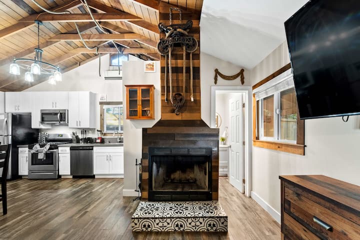Cozy Julian Retreat With Playful Kids' Loft - Julian, CA