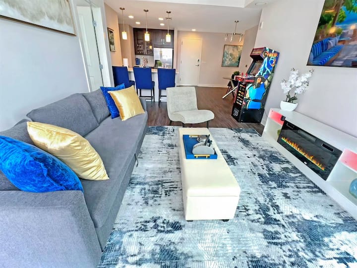 Skyline Luxe Penthouse: Pool & Amazing Cityview! - Buckhead