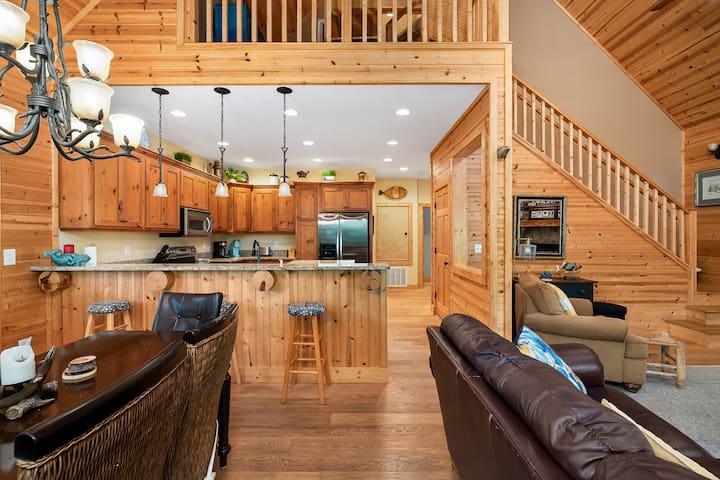 Serenity Bay On Lake Keowee! - Walhalla, SC