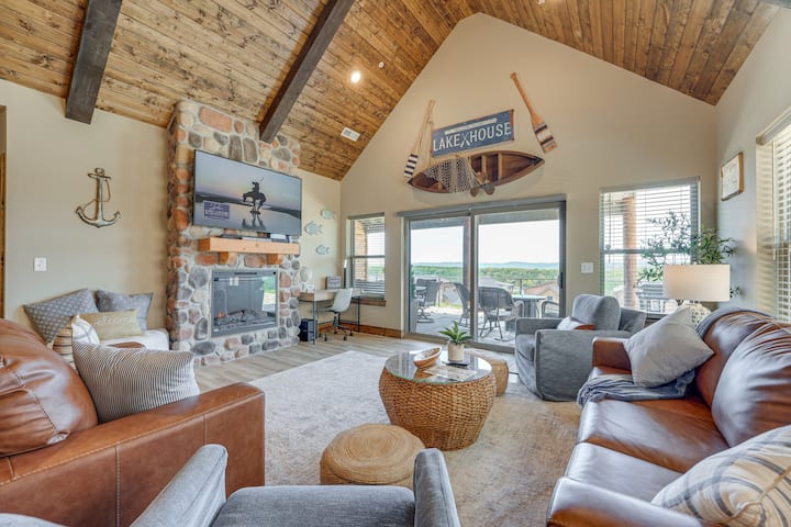 Branson Log Cabin Near Silver Dollar City & Lake! - Branson