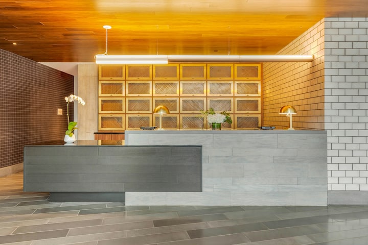 In The Heart Of Revitalized South Boston - Winthrop, MA