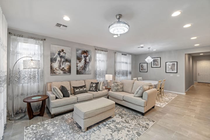 Central Casa Grande Home In Quiet Neighborhood - Casa Grande, AZ
